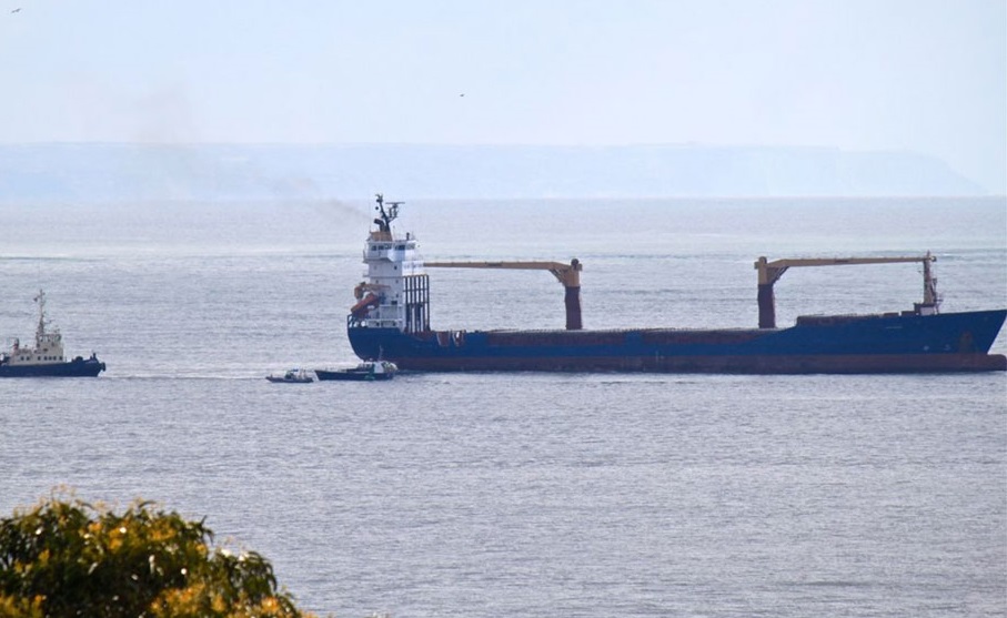 General Cargo Ship Levant Horizon Ran Aground In Lisbon Maritime Herald General Cargo Ship Levant Horizon Ran Aground In Lisbon Maritime Herald